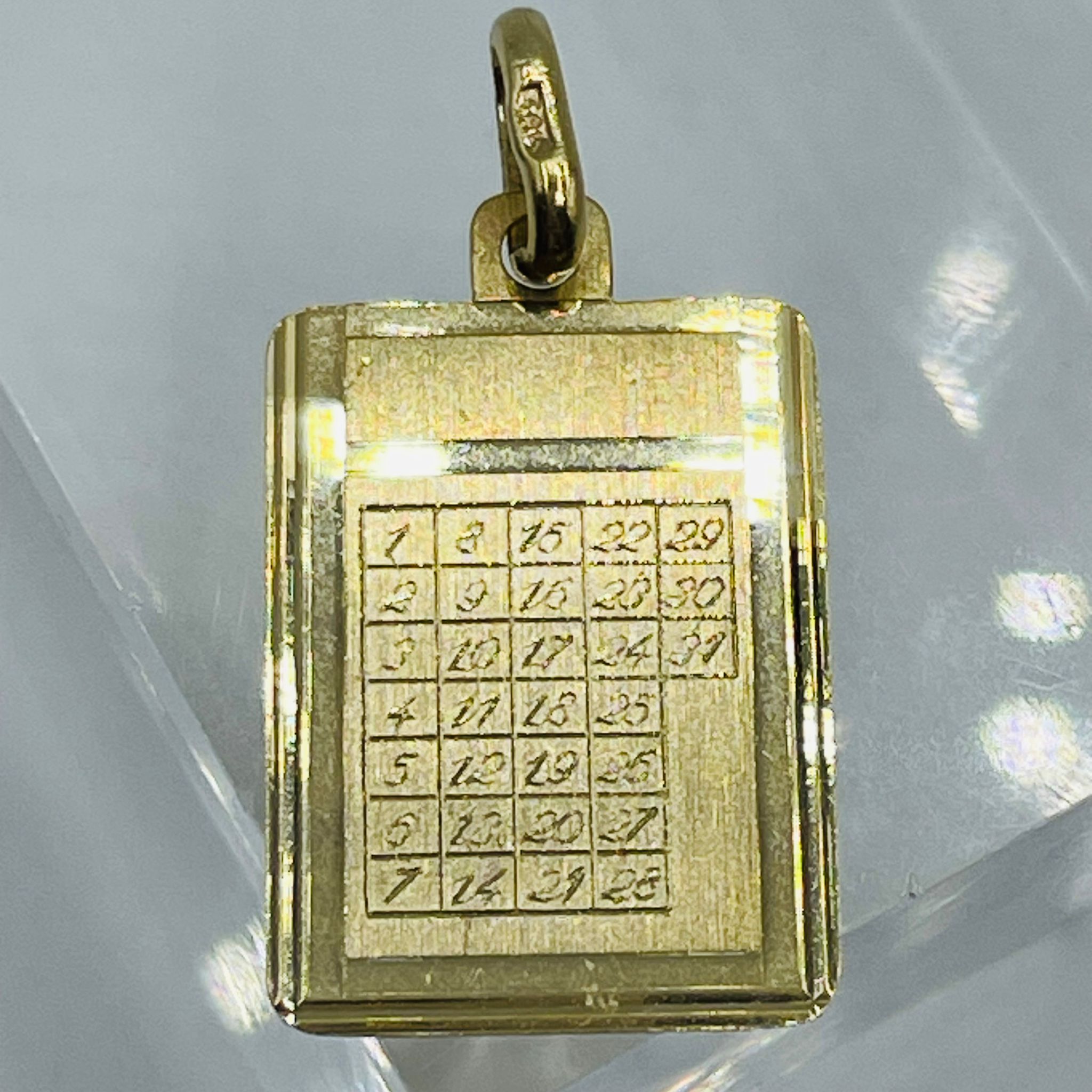 Goldener Kalender Anhänger 14K 585 Gold - Clever & Smart Shoppen